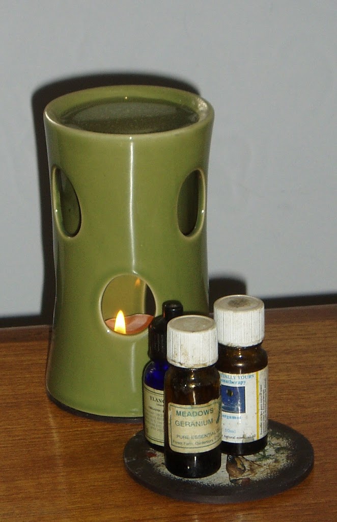 Aromatherapy for the emotional impact of ME/CFS | ME/CFS Self-Help Guru
